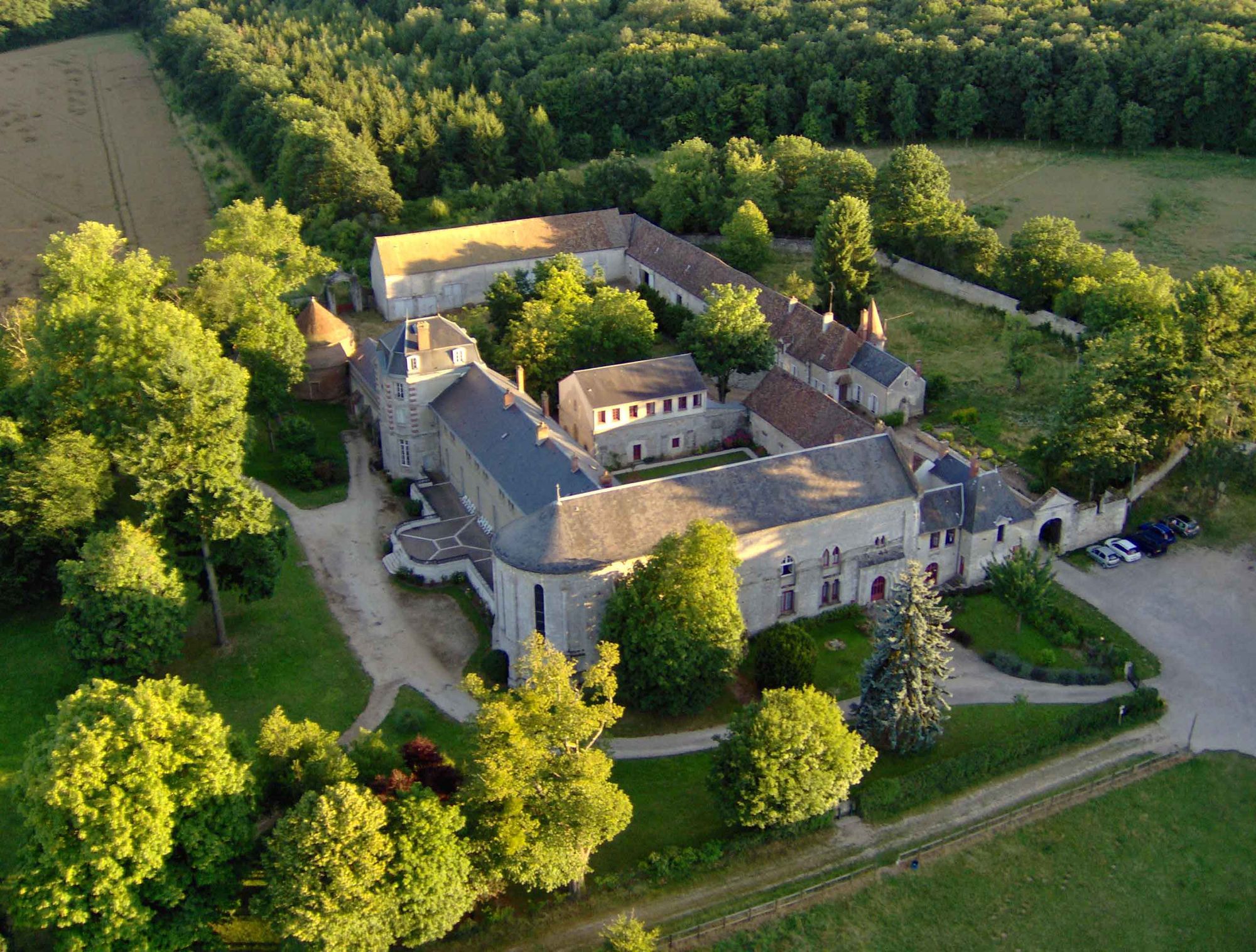 L'Abbaye Notre-Dame de L'Ouÿe - Office de Tourisme Dourdan